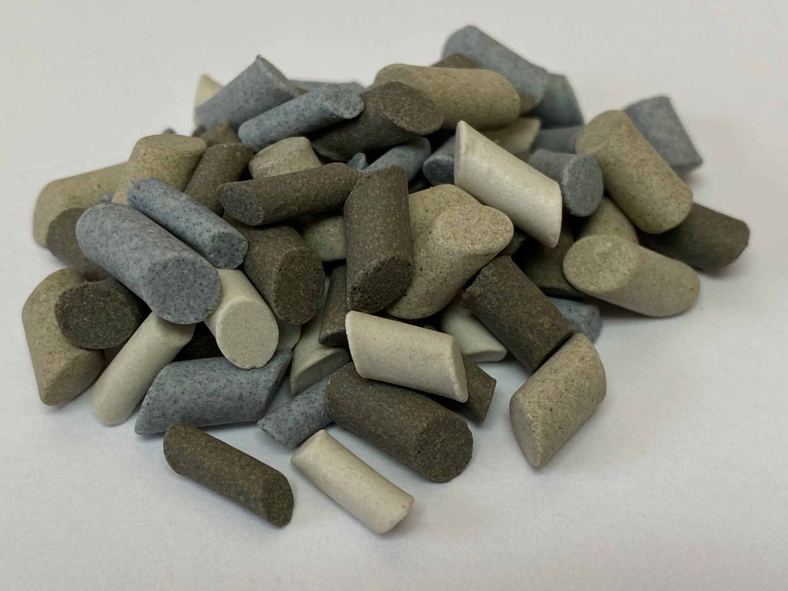 Ceramic Media - FSS Company